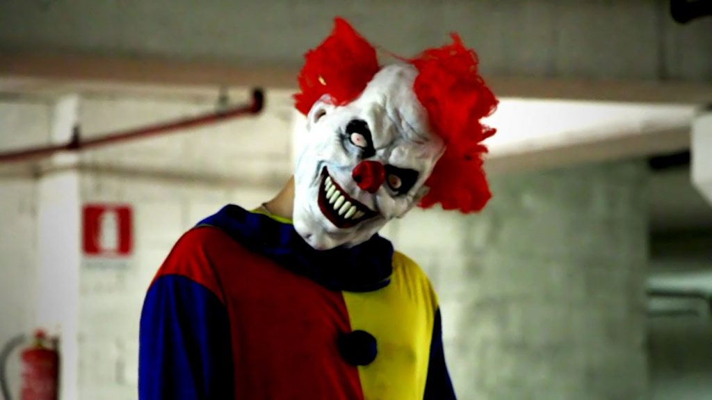 15 Creepiest Real Clown Sightings Caught On Tape InyMiny